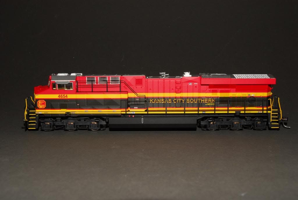 My REVIEW OF THE INTERMOUNTAIN GEVO ES44AC IN HO... - General Discussion (Model Railroader ...